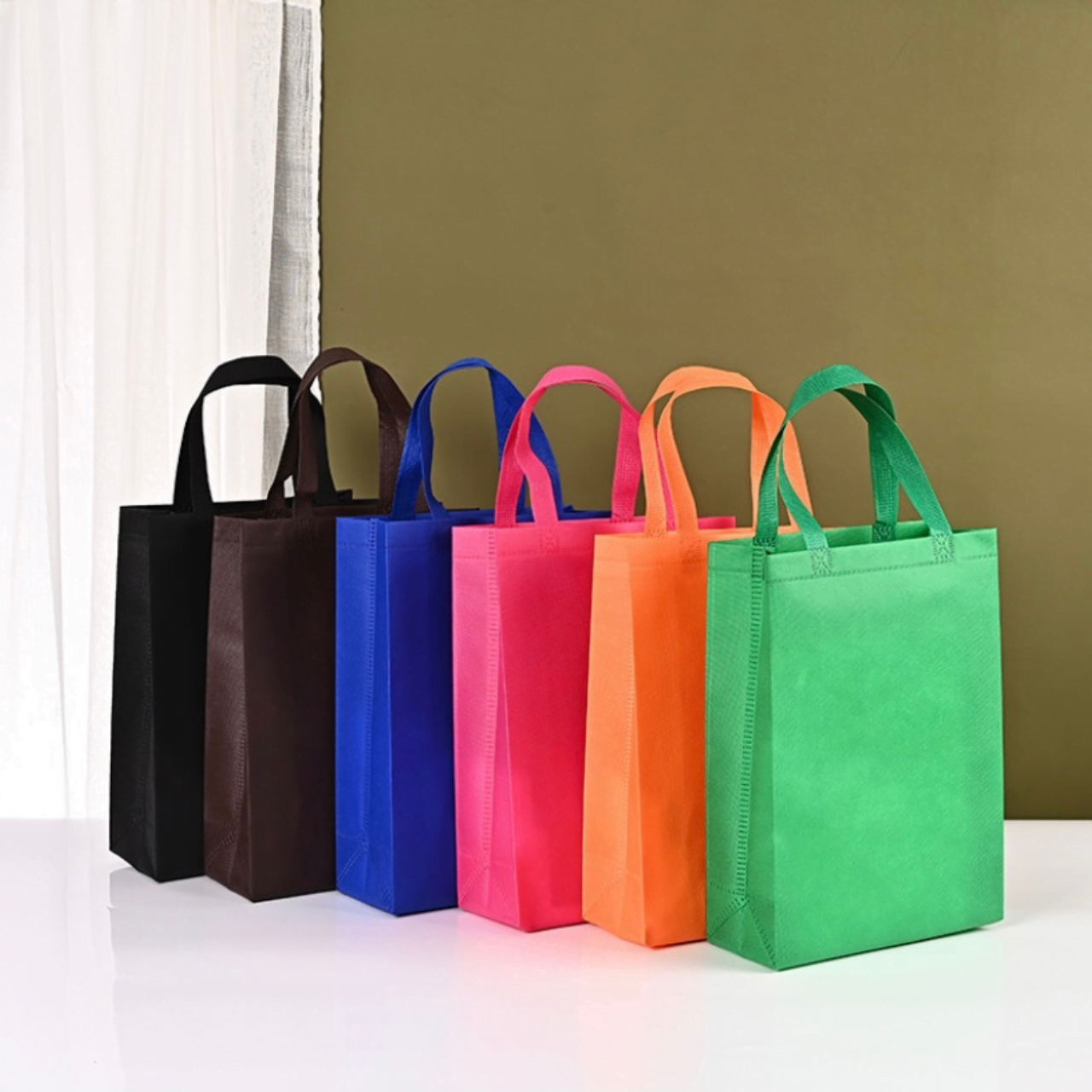 Vertical Non-Woven Bags (Fixed Sizes) - Innovaid